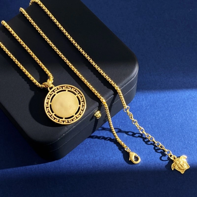Perfect replica Versace Necklaces