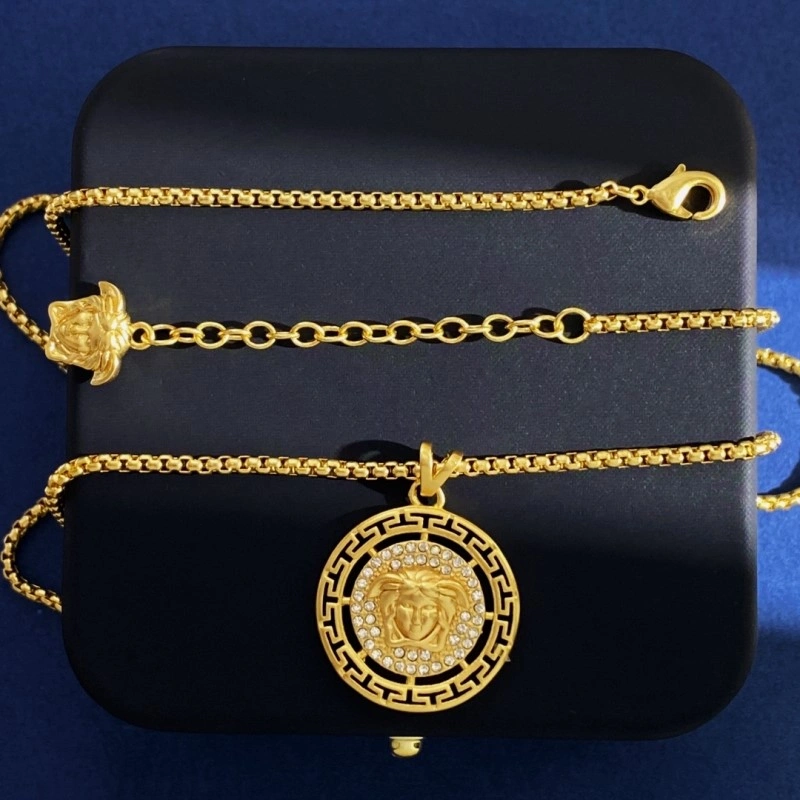 Perfect replica Versace Necklaces