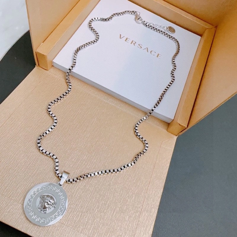 Brand-authenticated Versace Necklaces