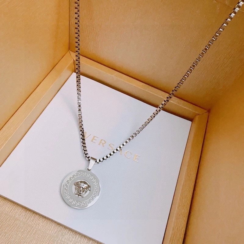Brand-authenticated Versace Necklaces