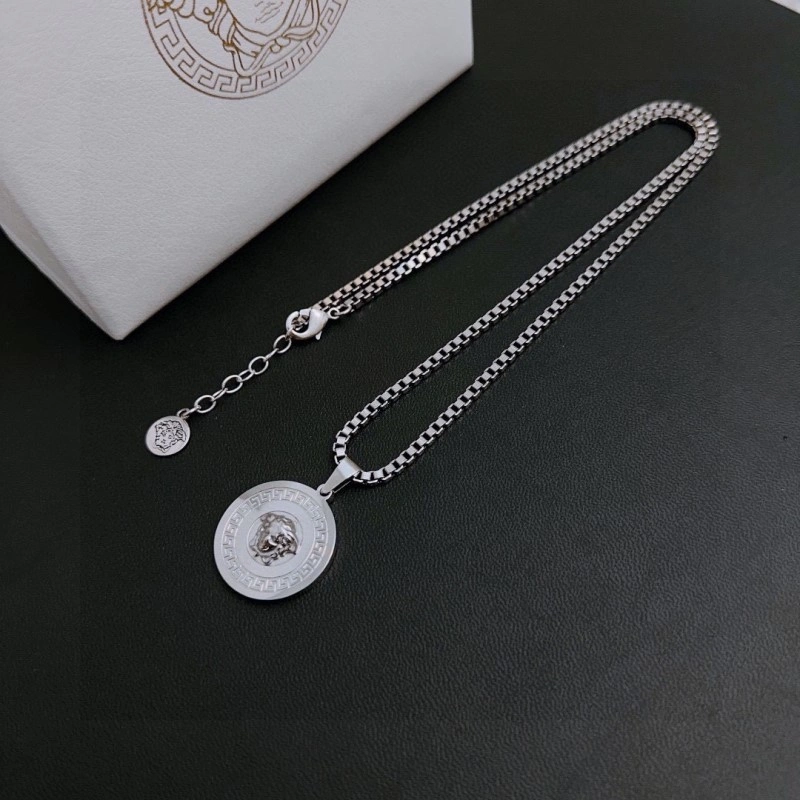 Brand-authenticated Versace Necklaces