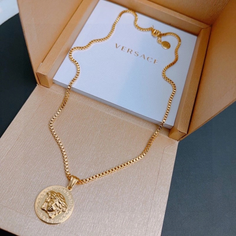 Exact replica Versace Necklaces