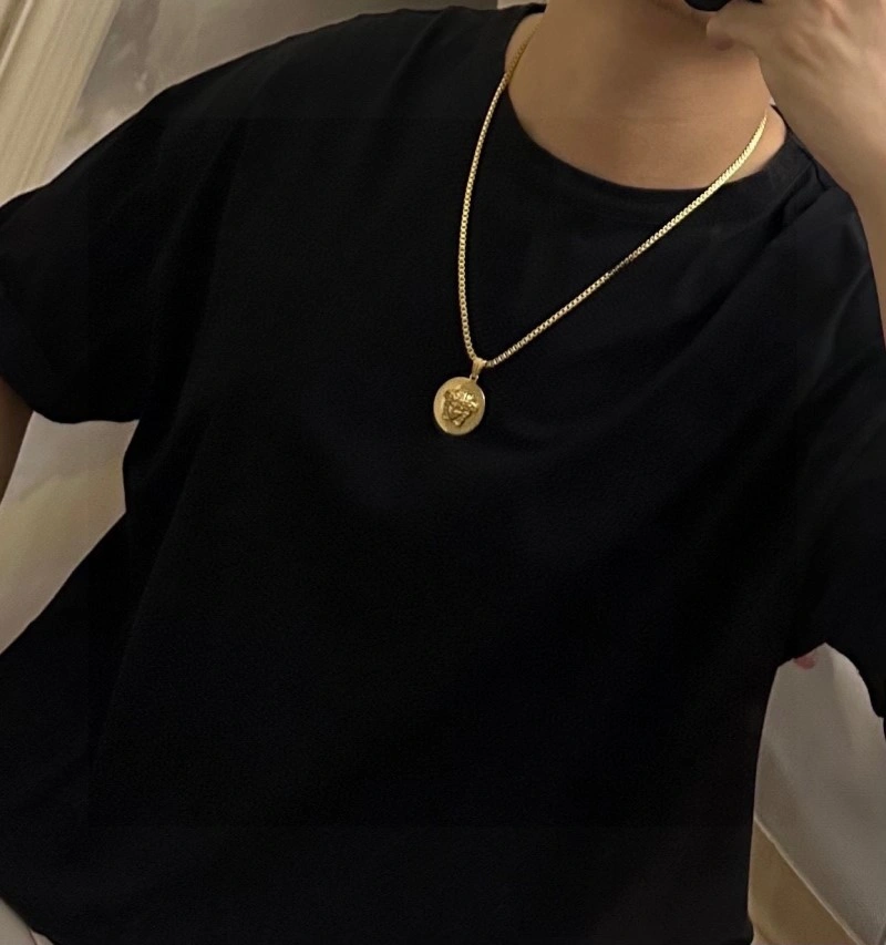 Exact replica Versace Necklaces