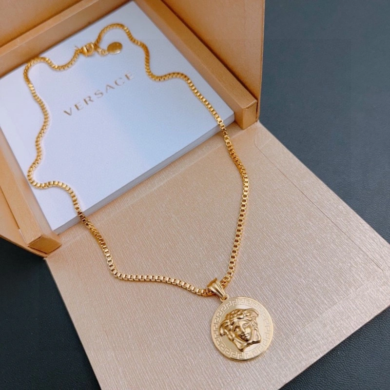 Exact replica Versace Necklaces