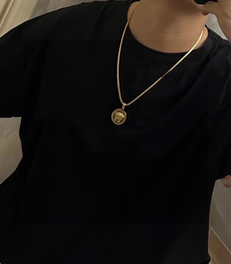 Exact replica Versace Necklaces