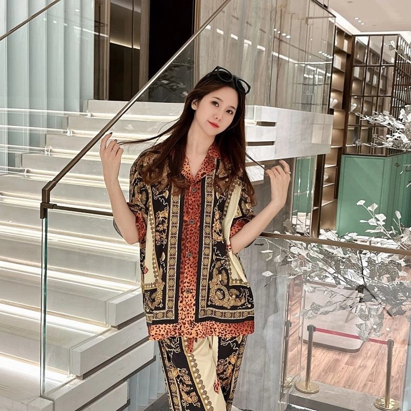 Inexpensive Versace Nightwear