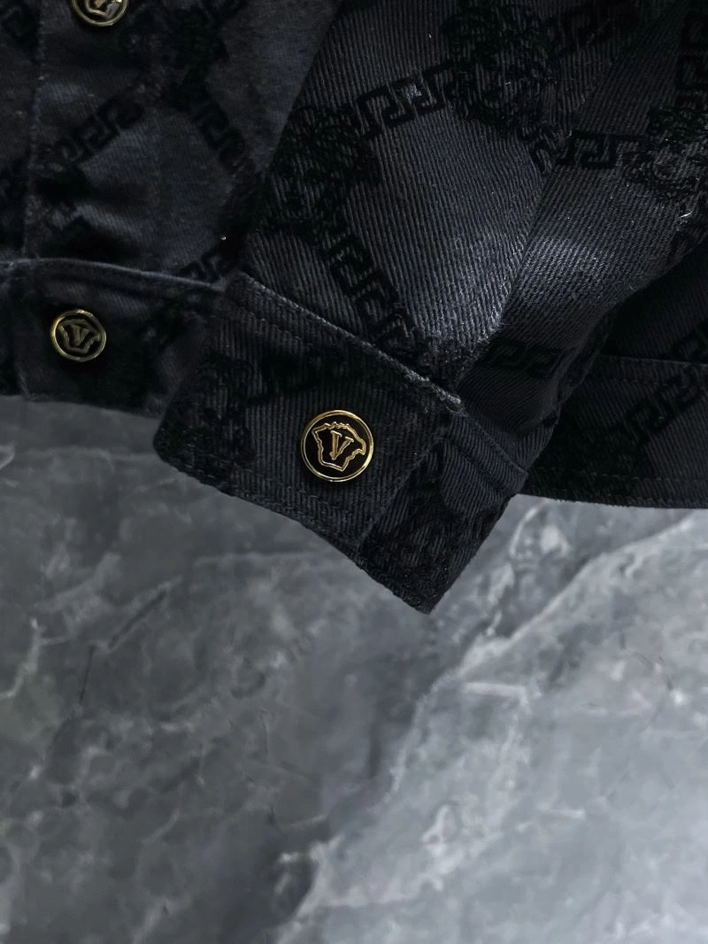 Affordable Versace Outwear