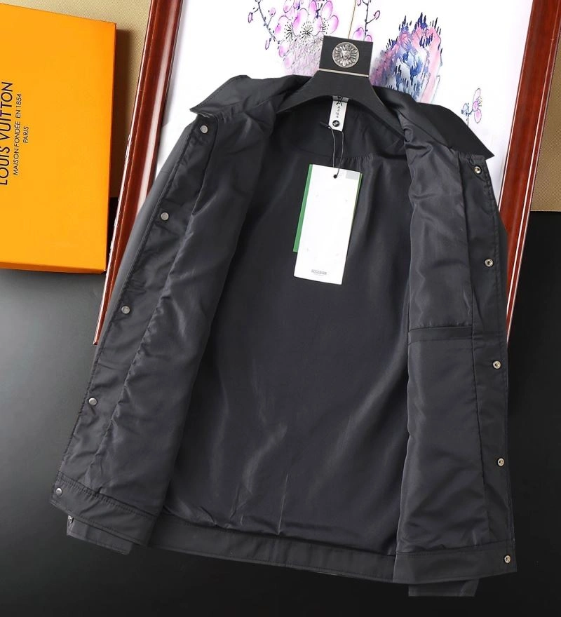 High accuracy Versace Outwear