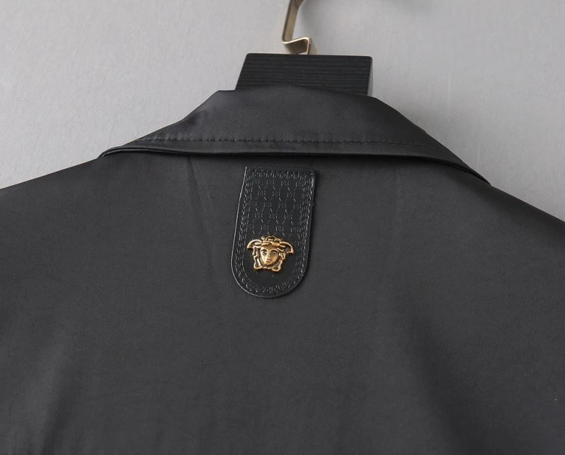 High accuracy Versace Outwear