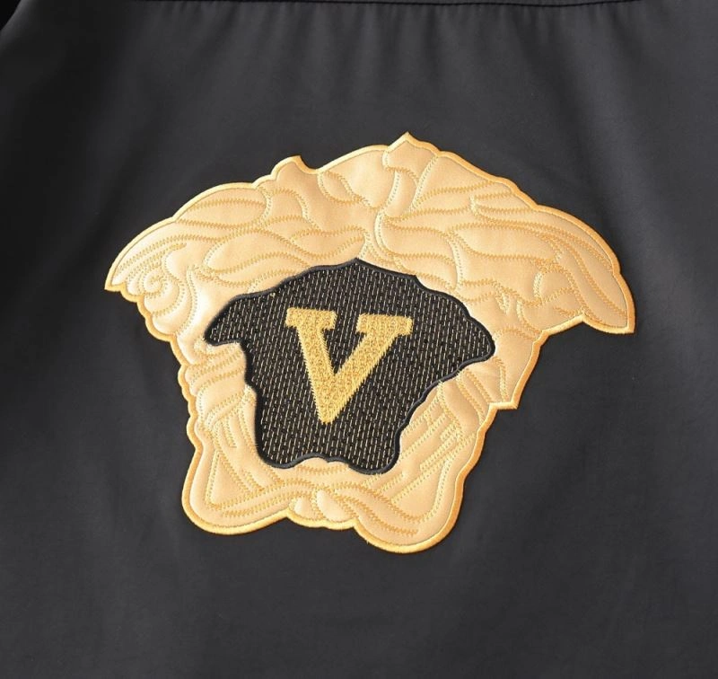 High accuracy Versace Outwear