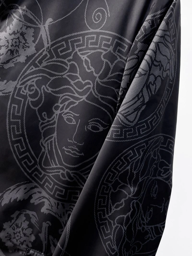 Exact replica Versace Outwear