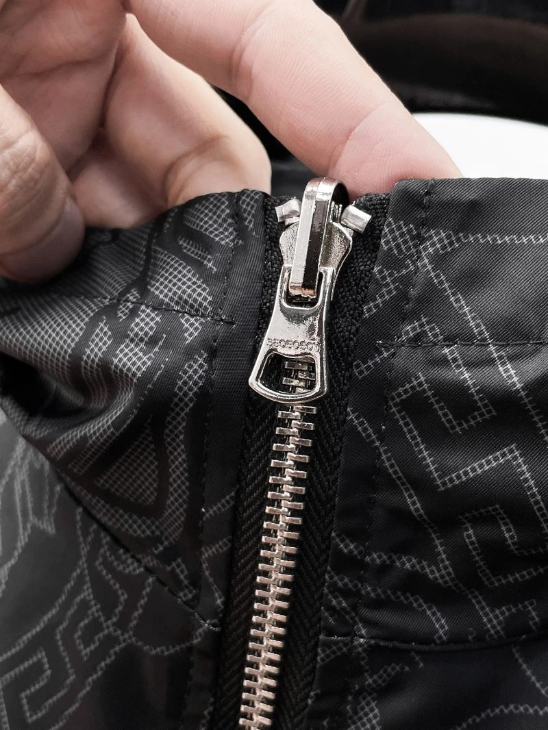 Exact replica Versace Outwear