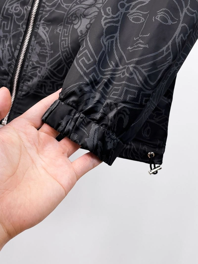 Exact replica Versace Outwear