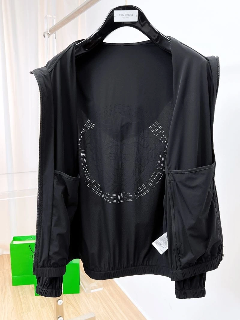 High accuracy Versace Outwear