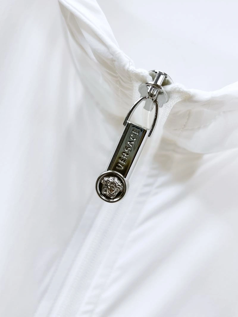 Exact replica Versace Outwear