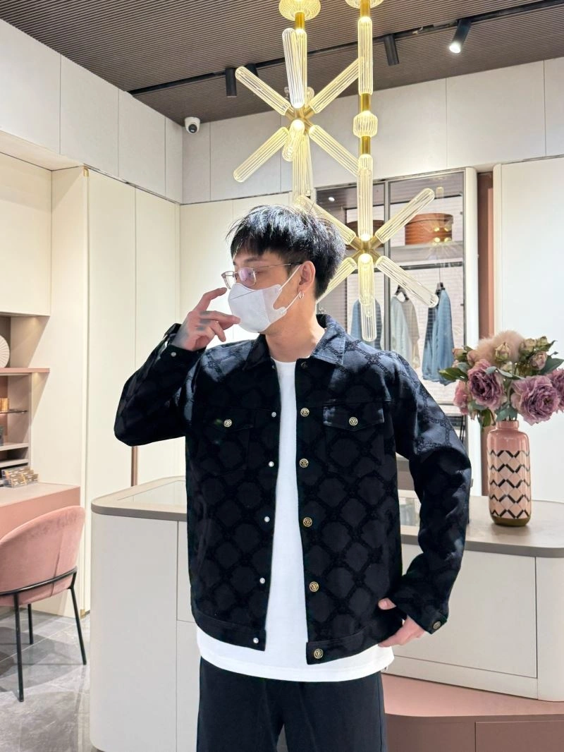 Bargain Versace Outwear