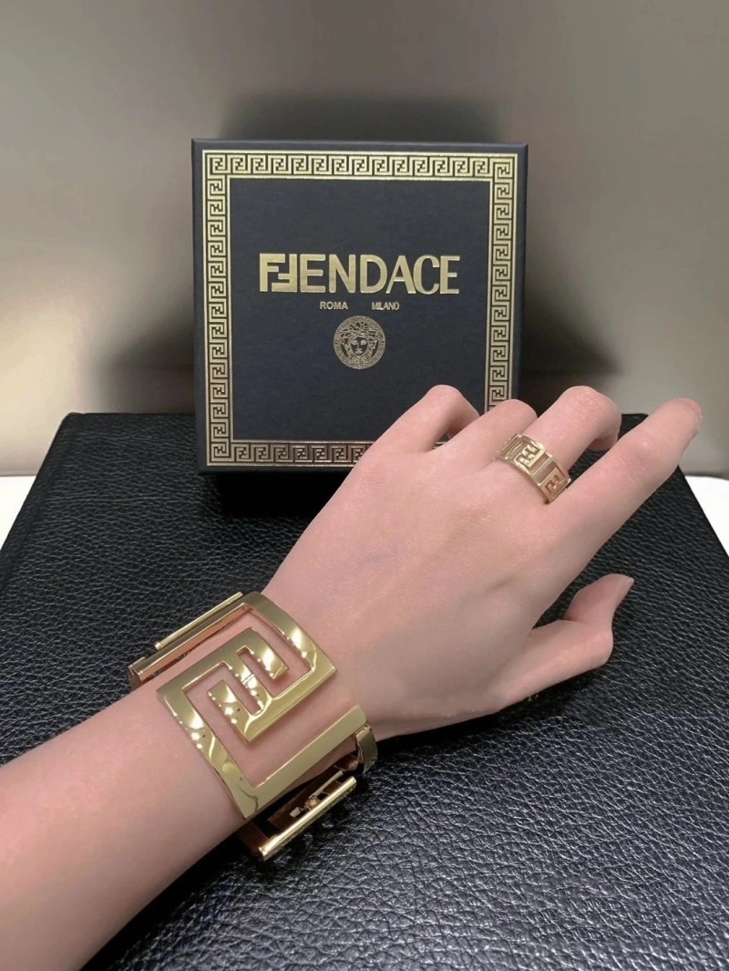 Precise copy Versace Rings