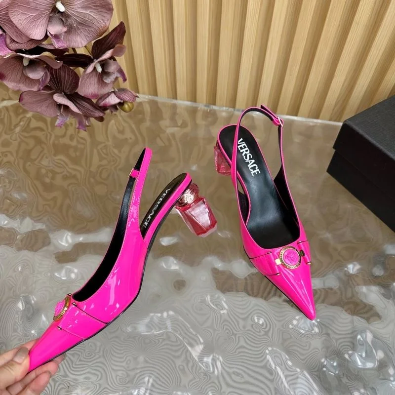 Top mirror Versace Sandals
