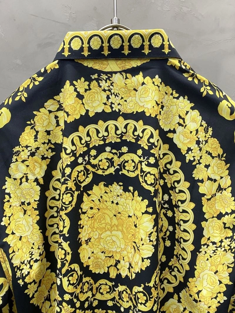 Accurate model Versace Shirts