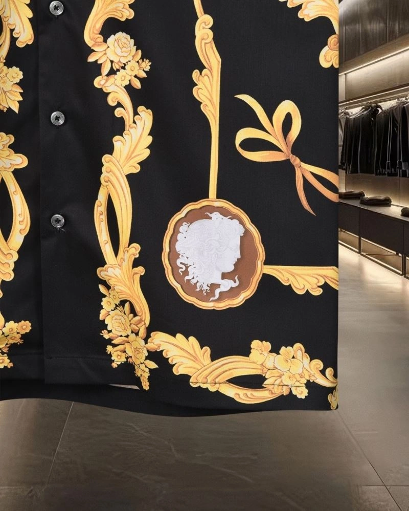 Low-cost Versace Shirts