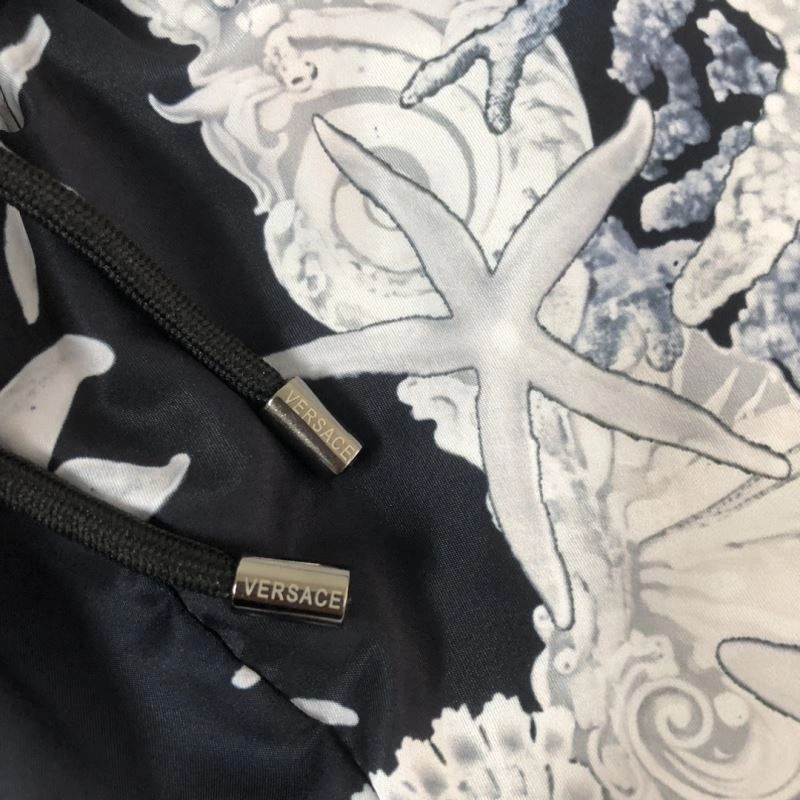 Top mirror Versace Short Pants