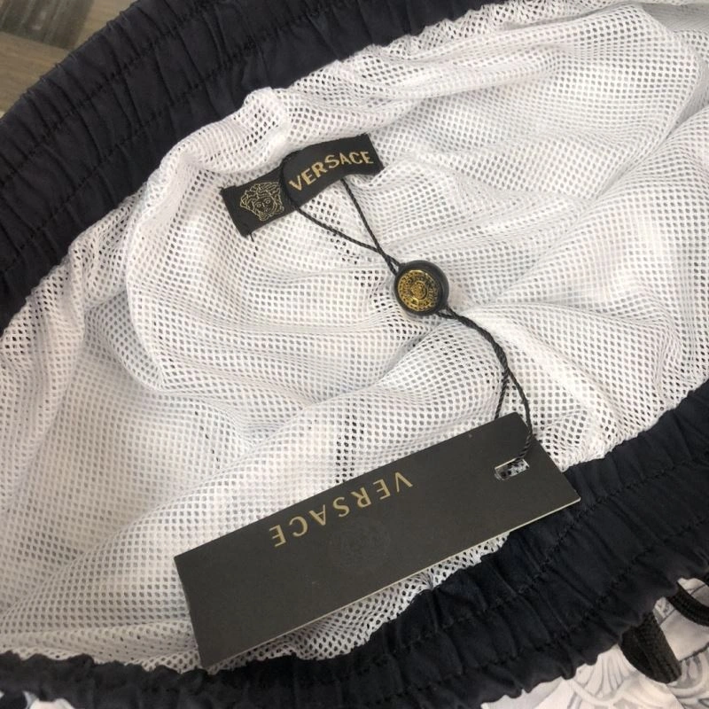 Top mirror Versace Short Pants