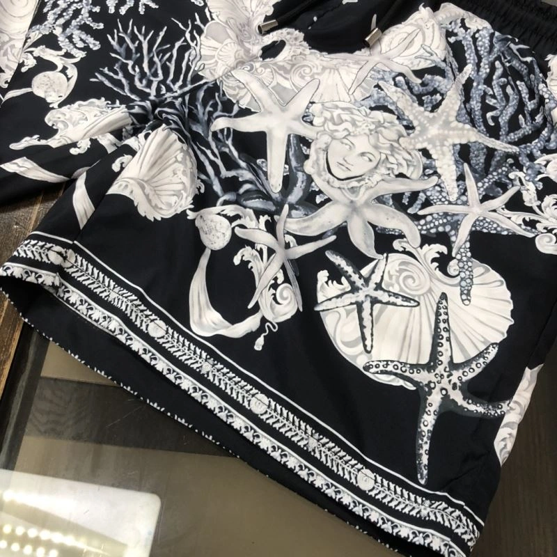 Top mirror Versace Short Pants
