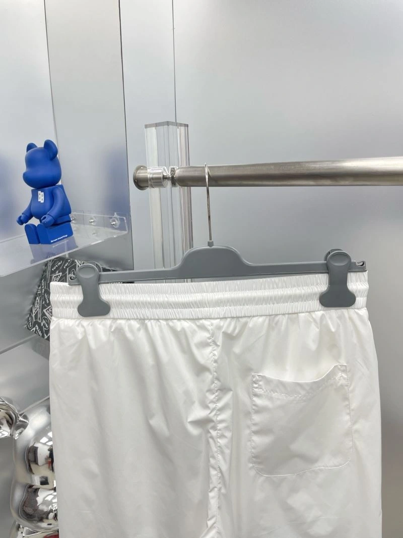 Precise copy Versace Short Pants