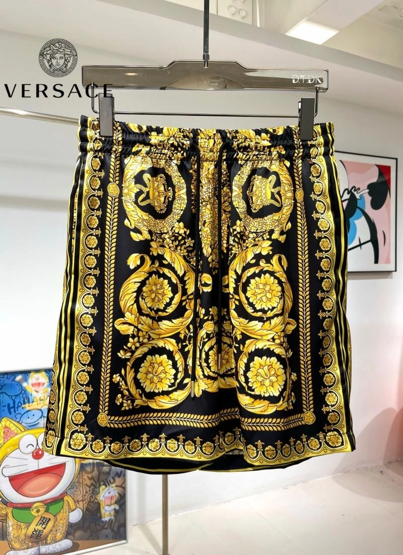 Low-cost Versace Short Suits