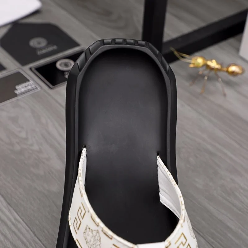 Bargain Versace Slippers
