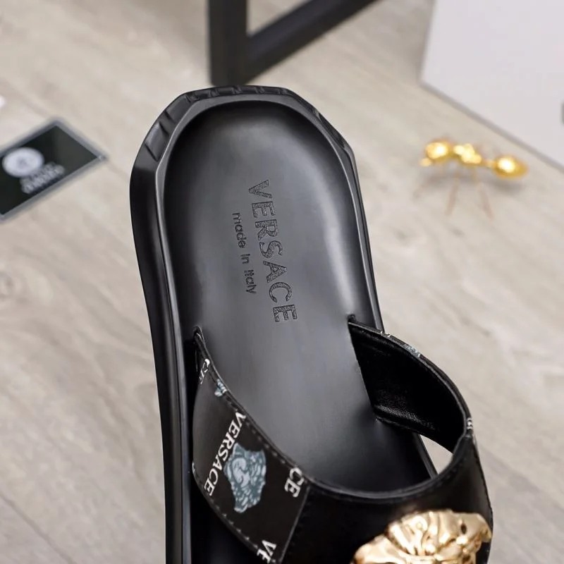 Top match Versace Slippers