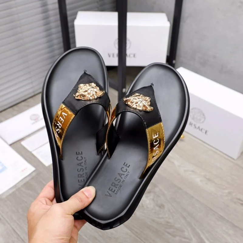 Precise copy Versace Slippers
