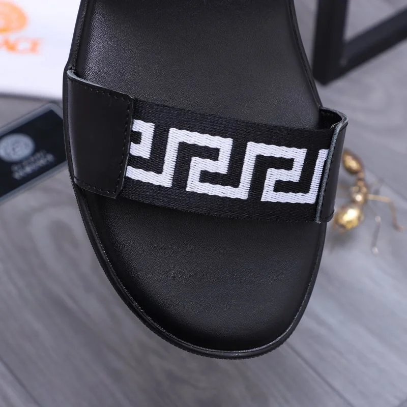 Top match Versace Slippers