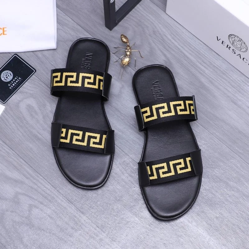 Top match Versace Slippers