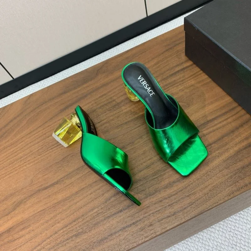 Accurate model Versace Slippers