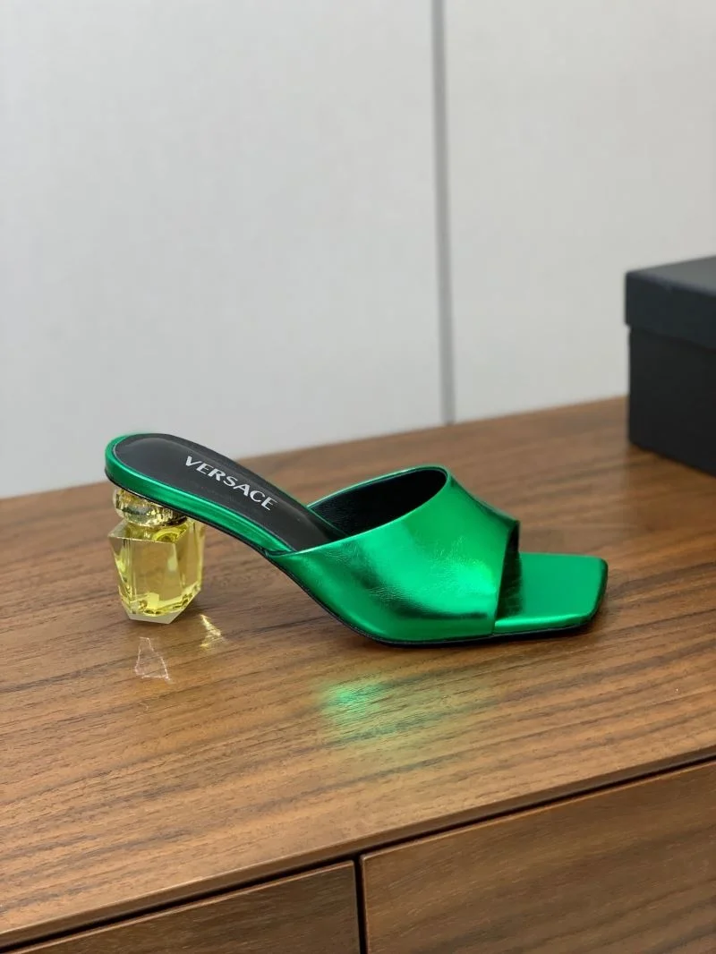 Accurate model Versace Slippers