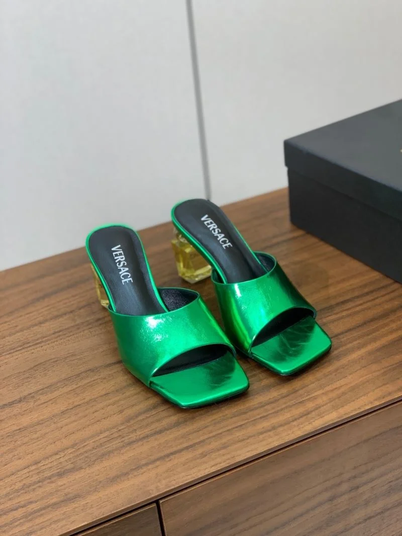 Accurate model Versace Slippers