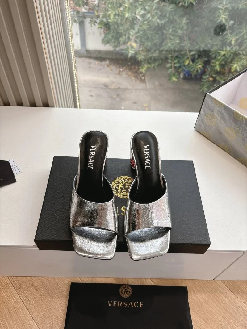 Precise copy Versace Slippers
