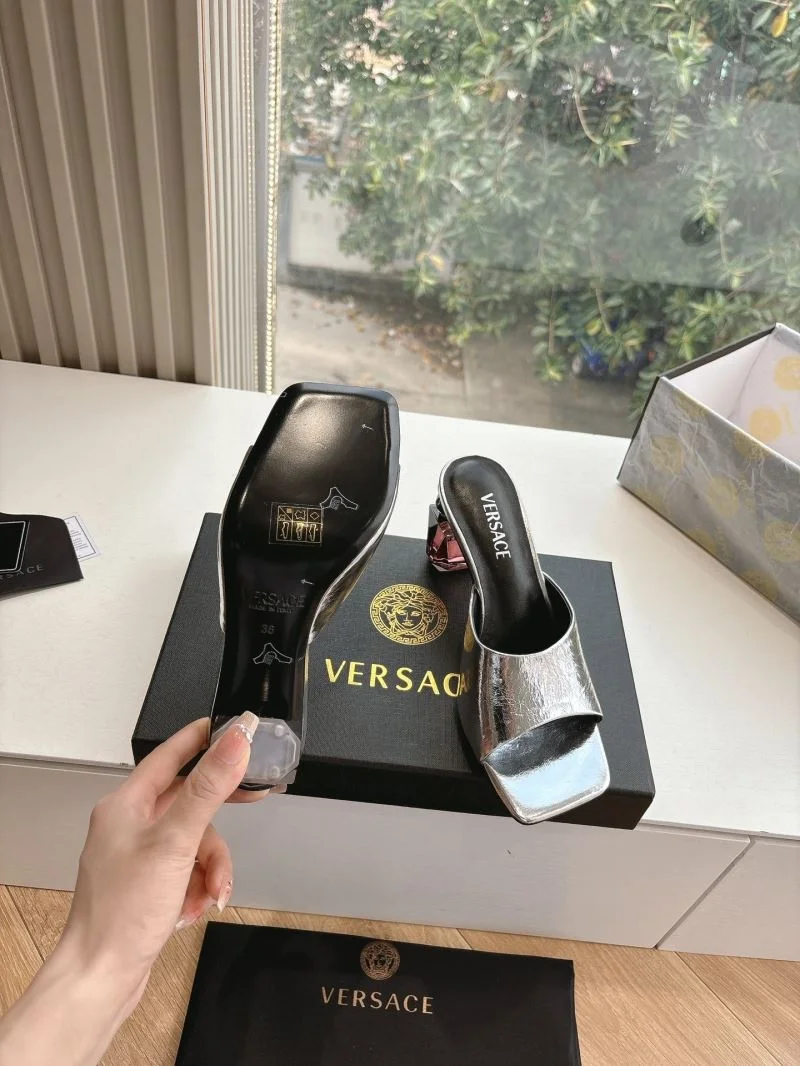 Precise copy Versace Slippers
