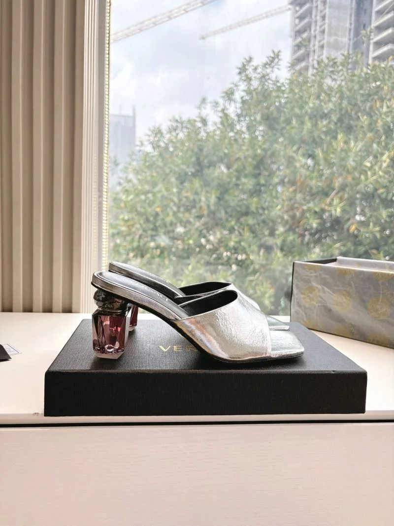 Precise copy Versace Slippers