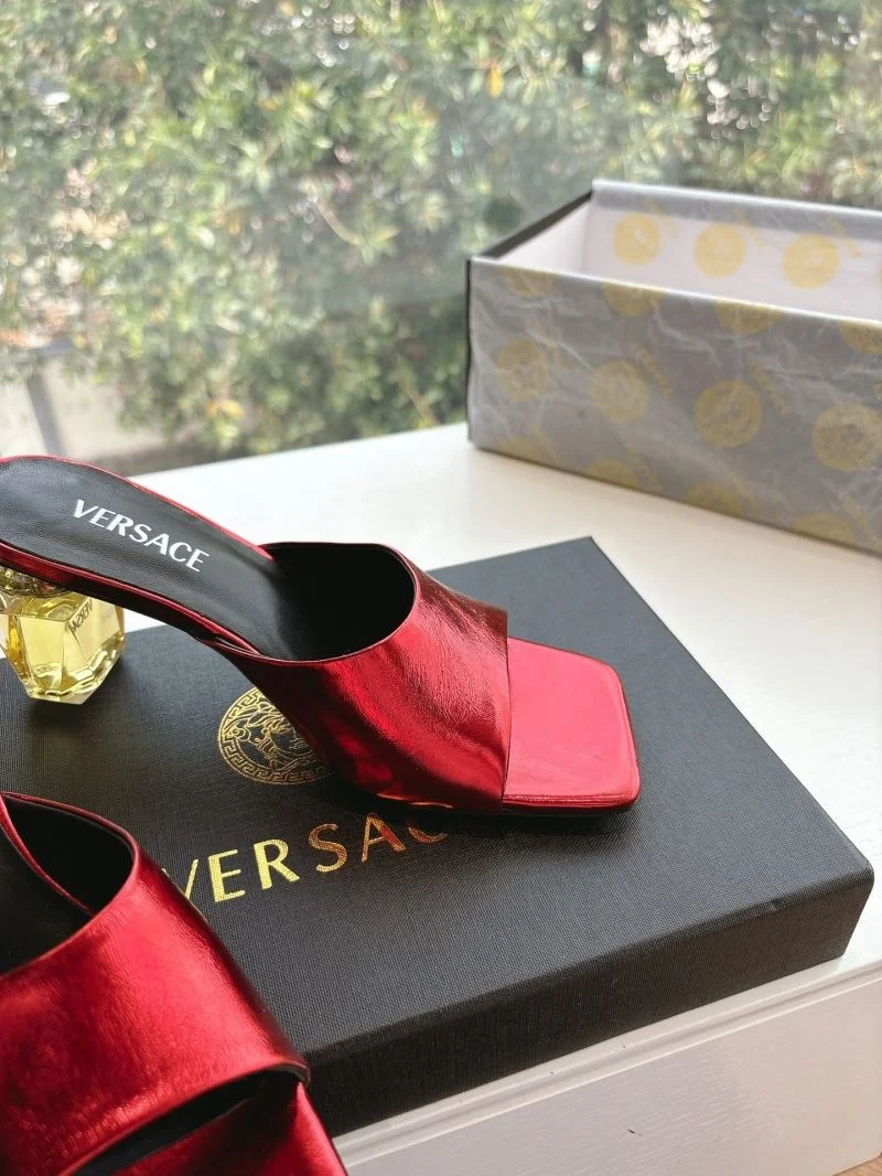 Inexpensive Versace Slippers