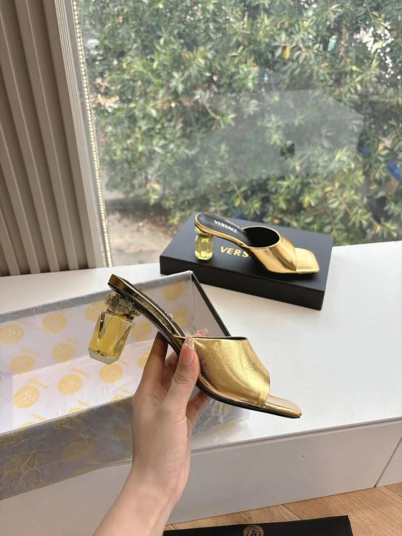 Accurate model Versace Slippers