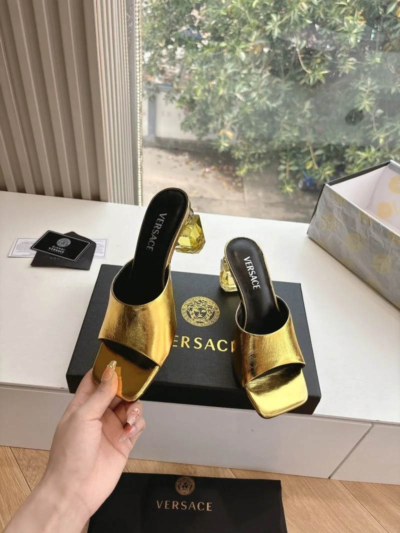 Accurate model Versace Slippers