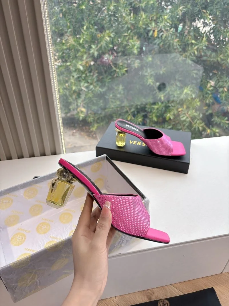 High accuracy Versace Slippers