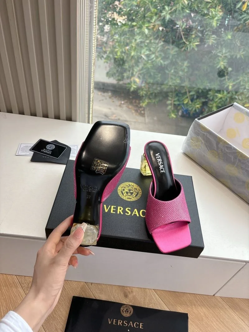 High accuracy Versace Slippers