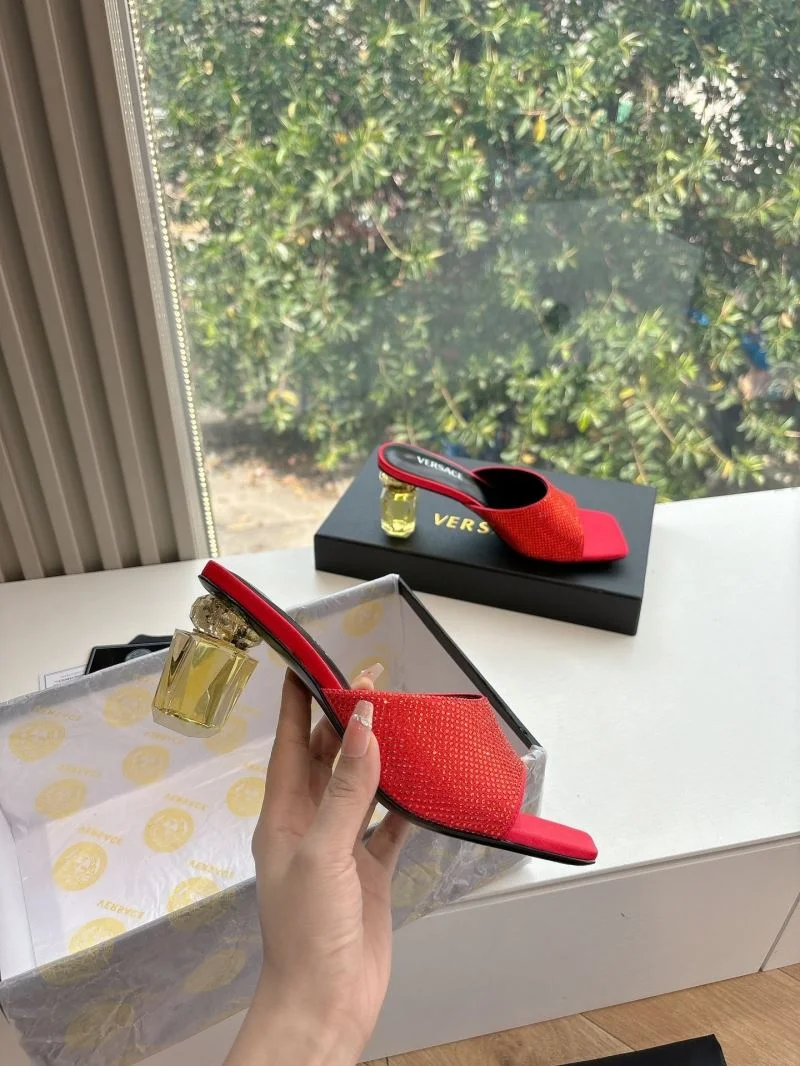 Brand-authenticated Versace Slippers