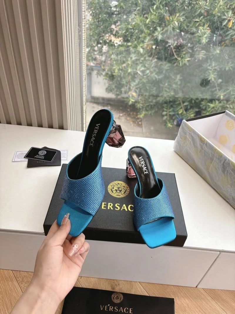 Precise copy Versace Slippers