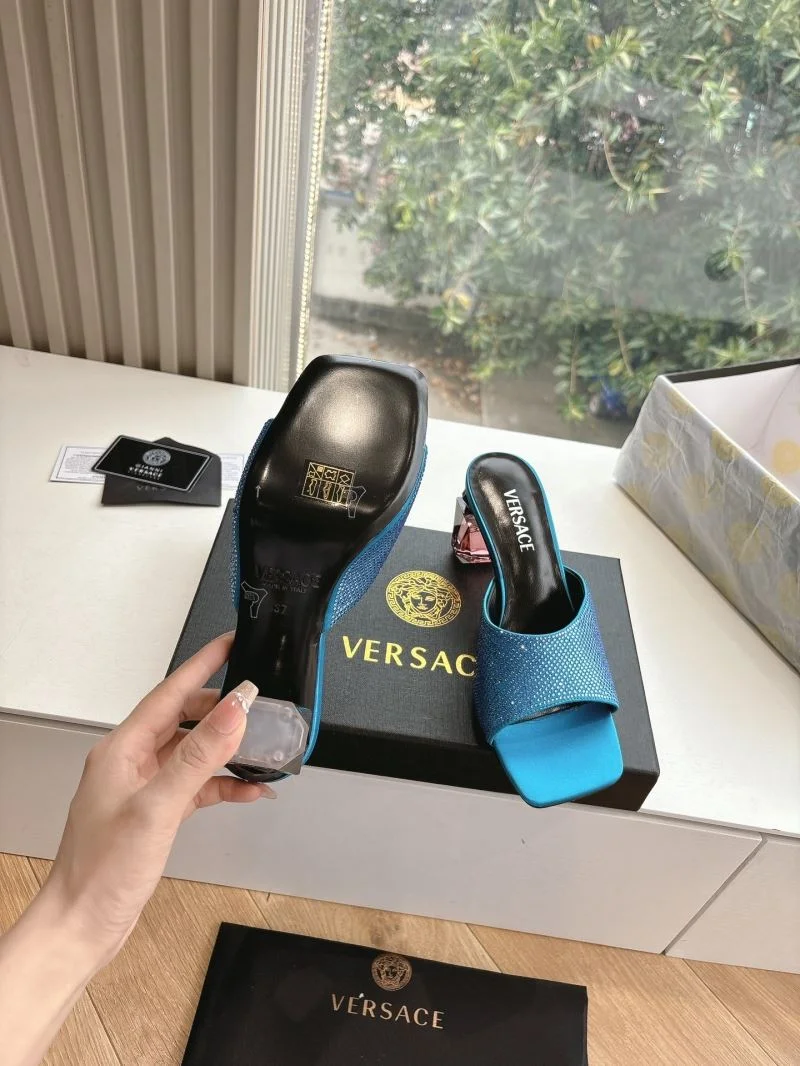 Precise copy Versace Slippers