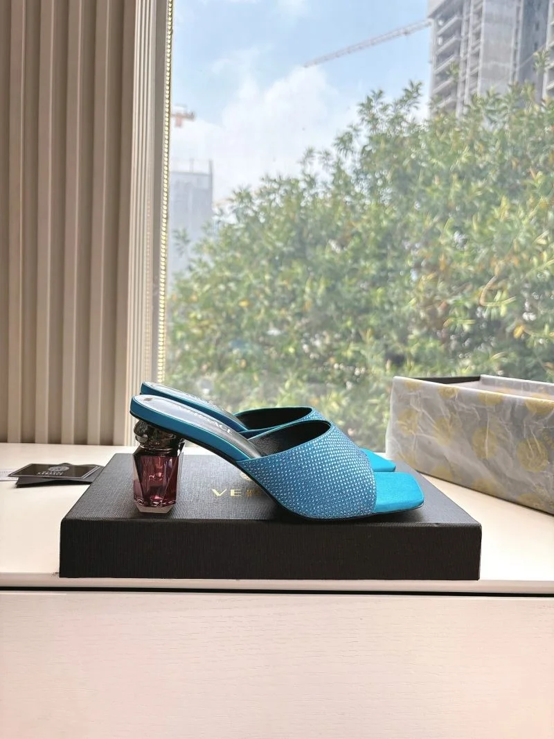 Precise copy Versace Slippers