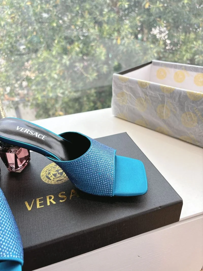 Precise copy Versace Slippers